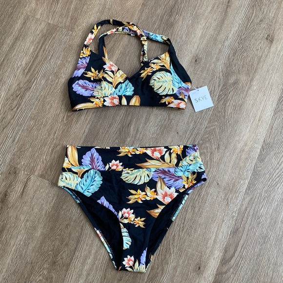 Skye Swimwear | Swim | Skye Two Piece Tropical Bathing Suit Size M ...